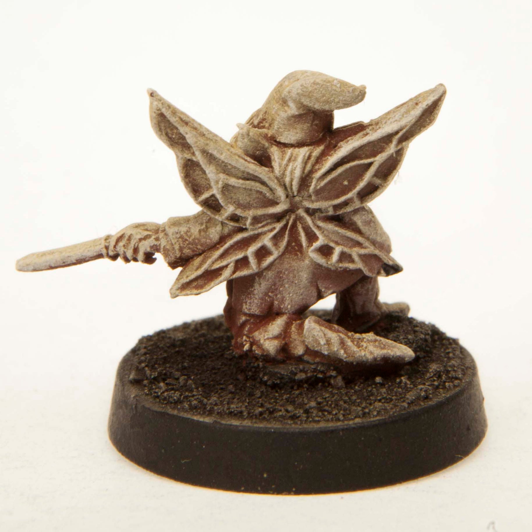 Pixie Wizard, 15mm — Stonehaven Miniatures